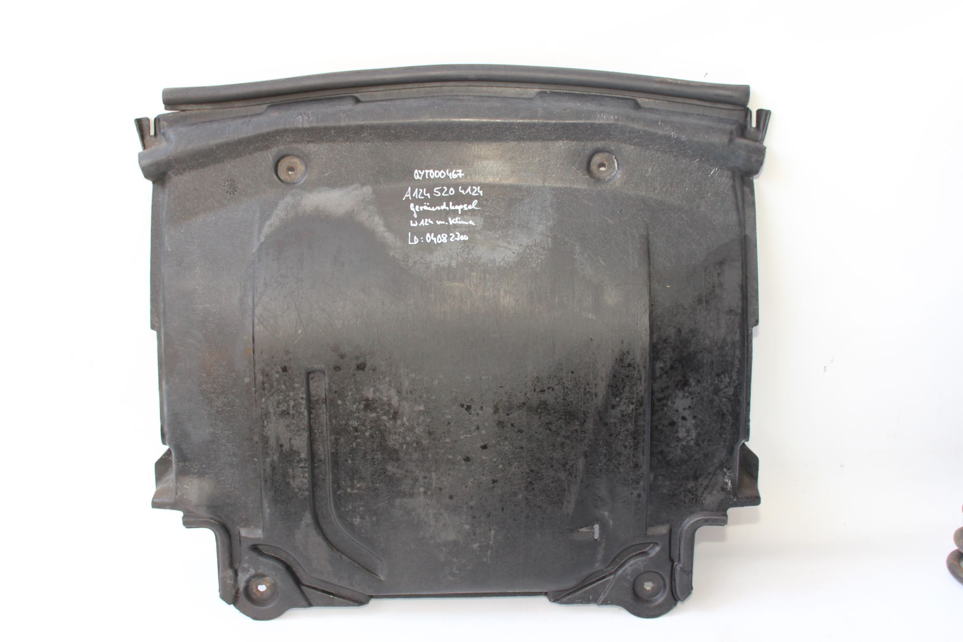 Geräuschkapsel W124 S124 Motorraumverkleidung unten vorn Marderschutz ...